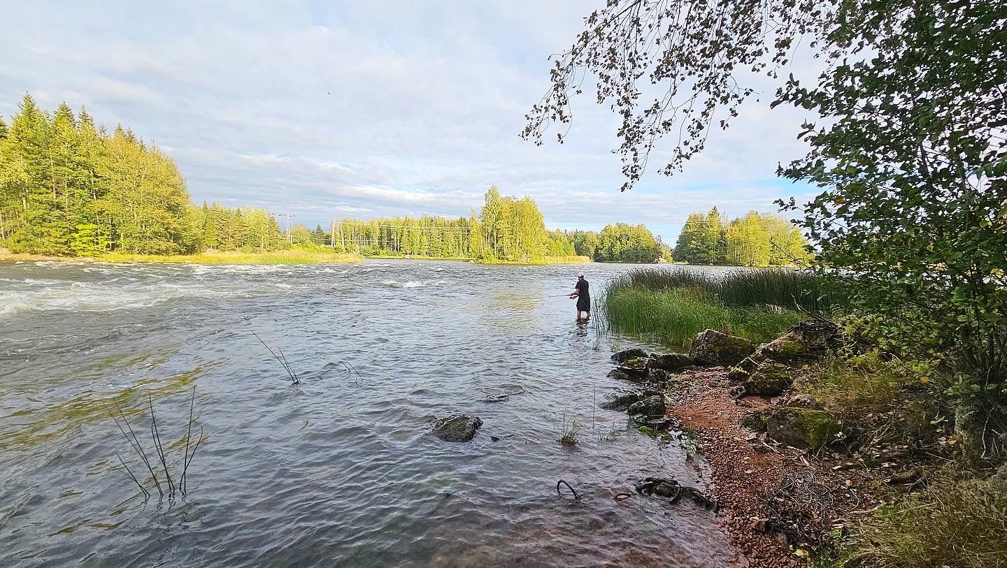 Kalastusreissu Pernoon koskille 2023 – Cadpool